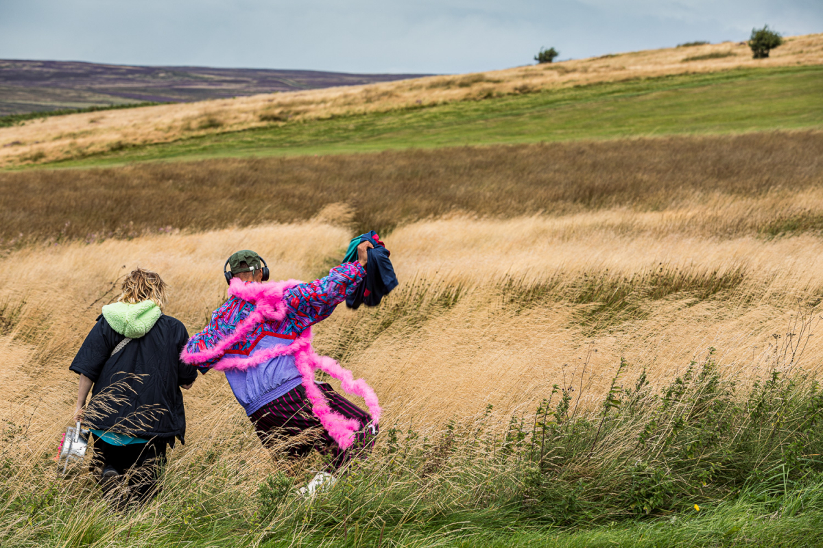 Theatre with Legs - hydar dewachi | hydar dewachi